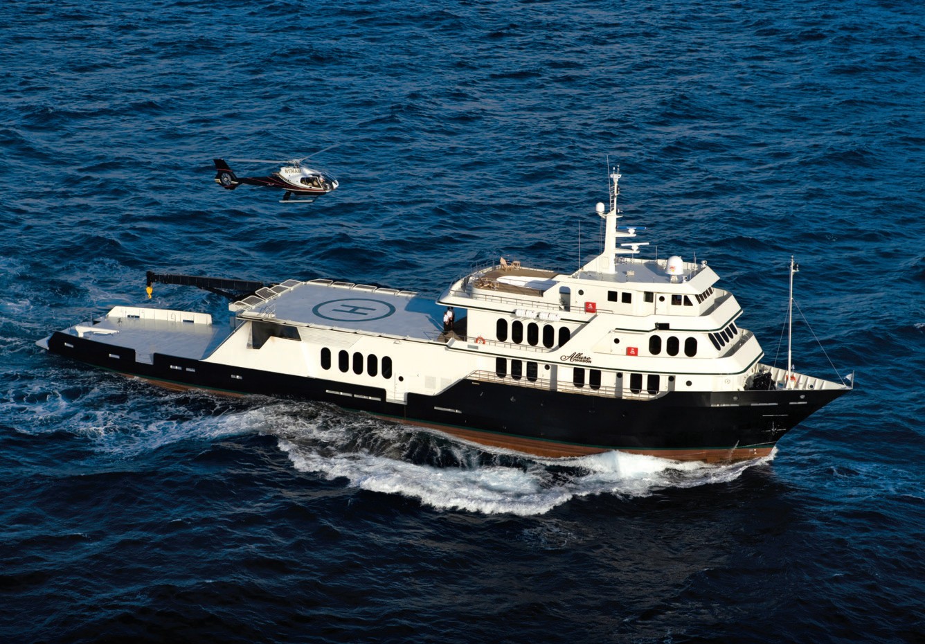 Yacht GLOBAL, a Lurssen Superyacht | CHARTERWORLD Luxury Superyacht ...